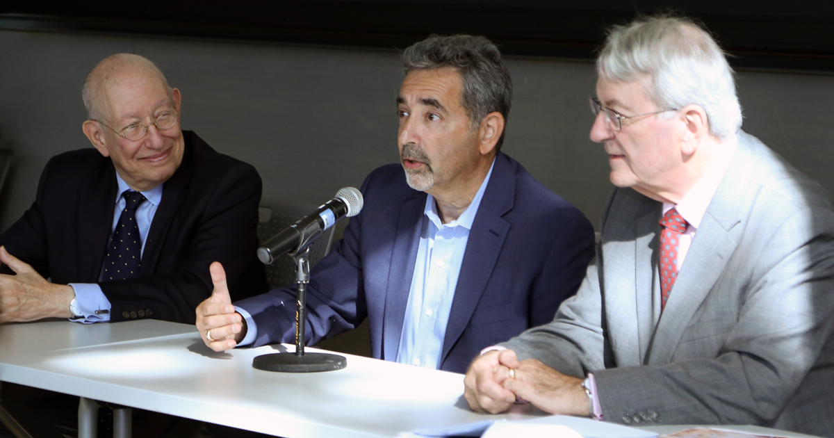 News | Ken Schwartz Speaks at Tufts University Zoning Symposium | VHB