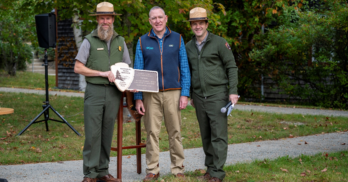 News | Tim Bryant Receives Partner Award from Acadia National Park | VHB